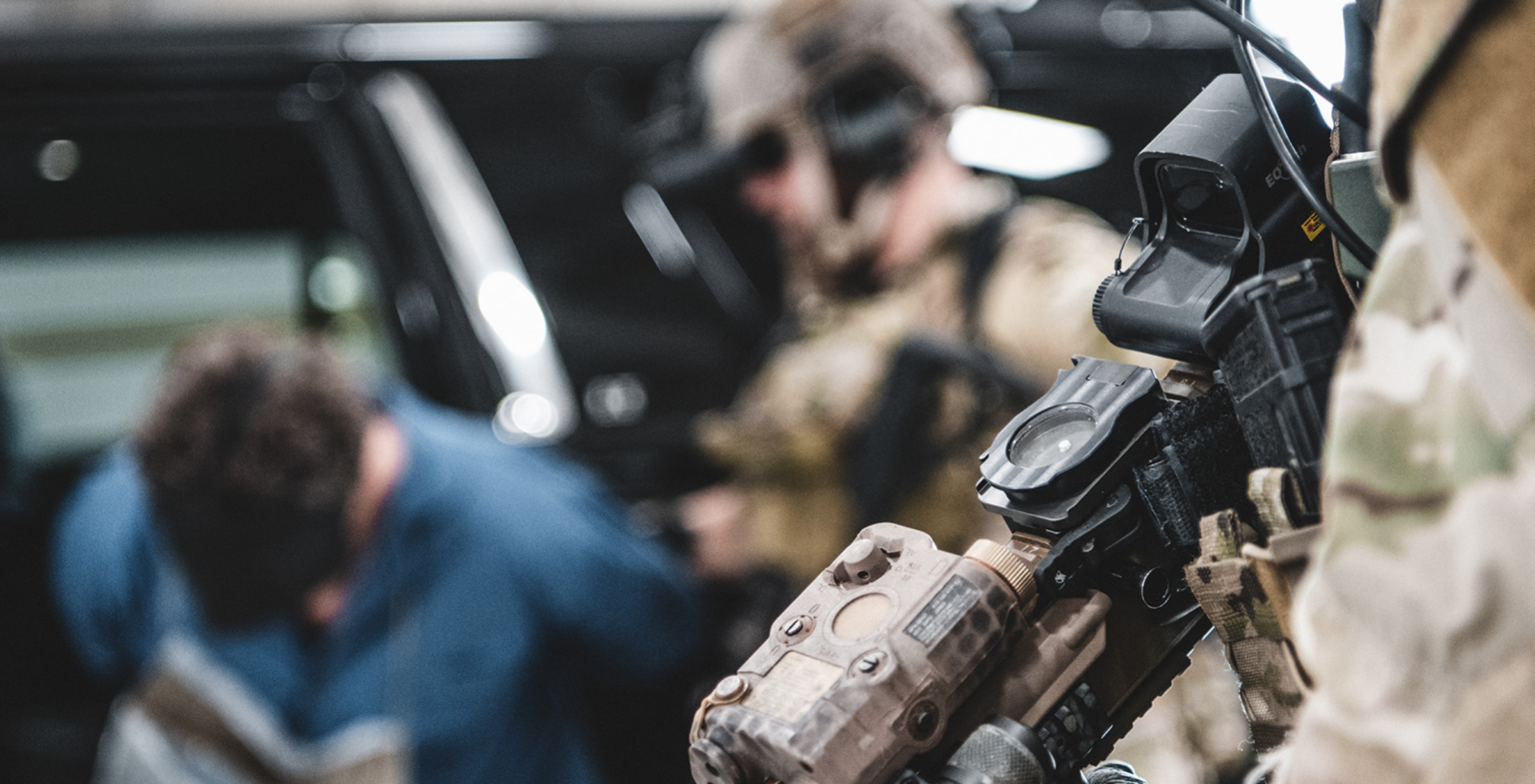 TacomHQ Alpha TARAC Optical Accessory - Is it Right for You? - AR Build ...